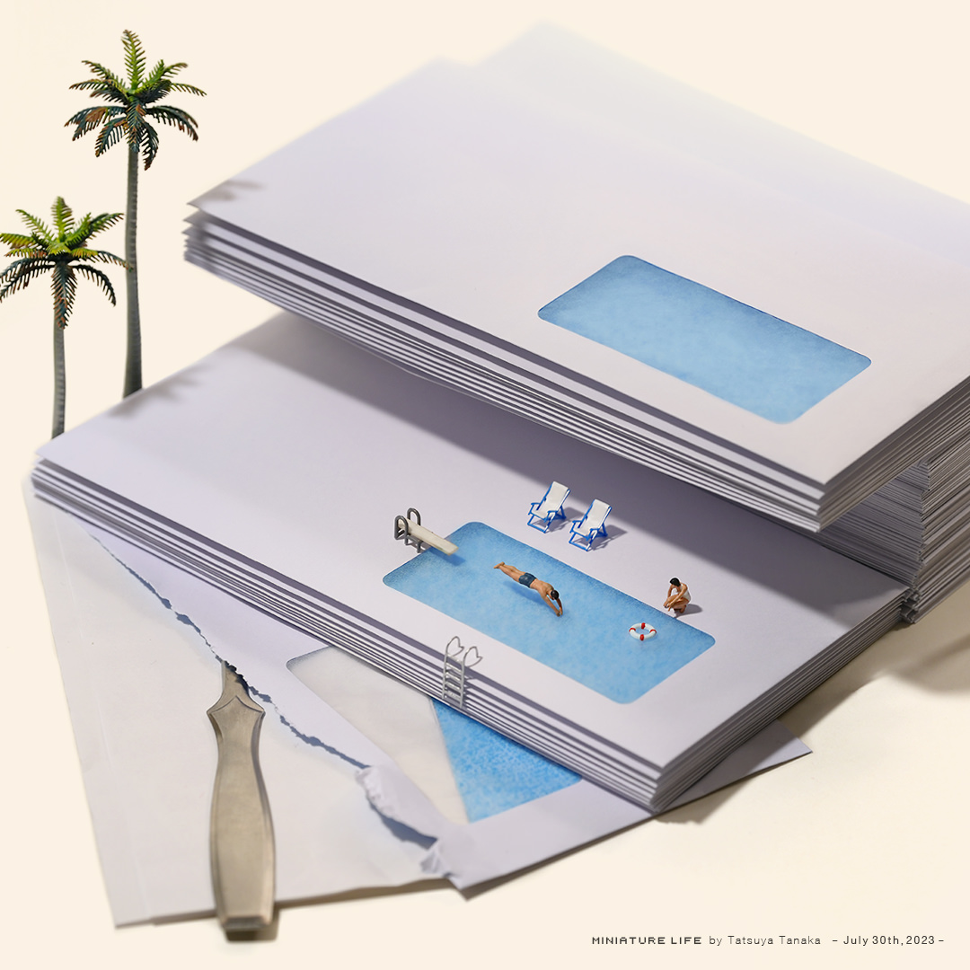 MINIATURE CALENDAR